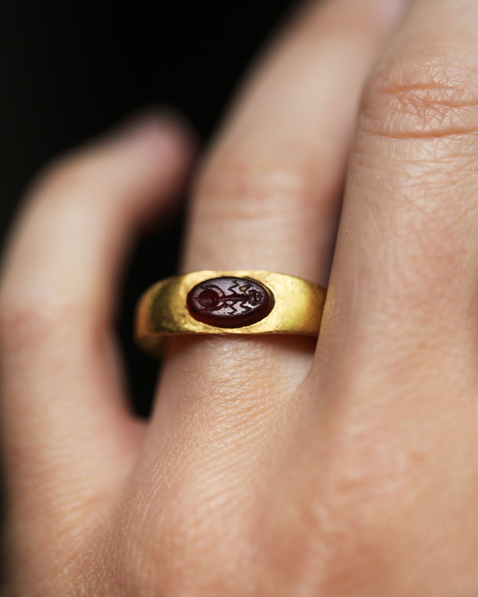 Ancient Roman Ant Intaglio Ring – Bell and Bird